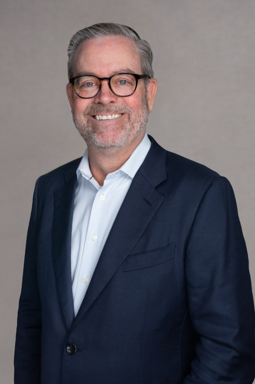Who We Are | U.S. Oral Surgery Management